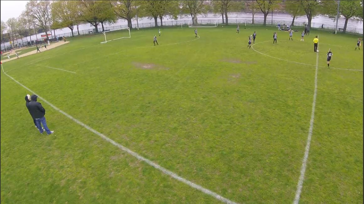 Premier Article : Filmer le Sport – Un Terrain, Une Caméra